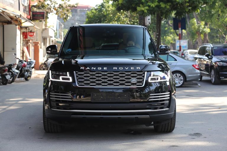 Du thuyền mặt đất Land rover 14 tỷ lái sướng thế nào - Sieuxevietnam