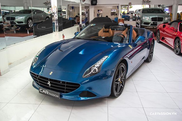 Siêu xe khủng Ferrari California T của đại gia Việt - Sieuxevietnam